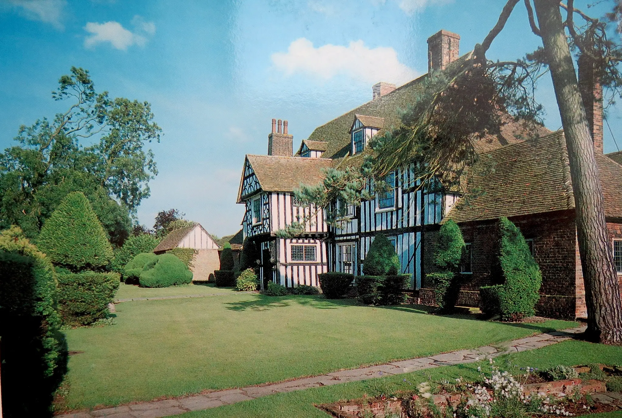 Listed L3080E South Ash Manor Gallery 1989 - Stansted History